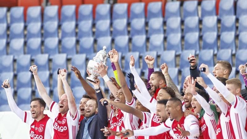 Wint Ajax het toernooi om de KNVB Beker? Pak drie keer je inzet!